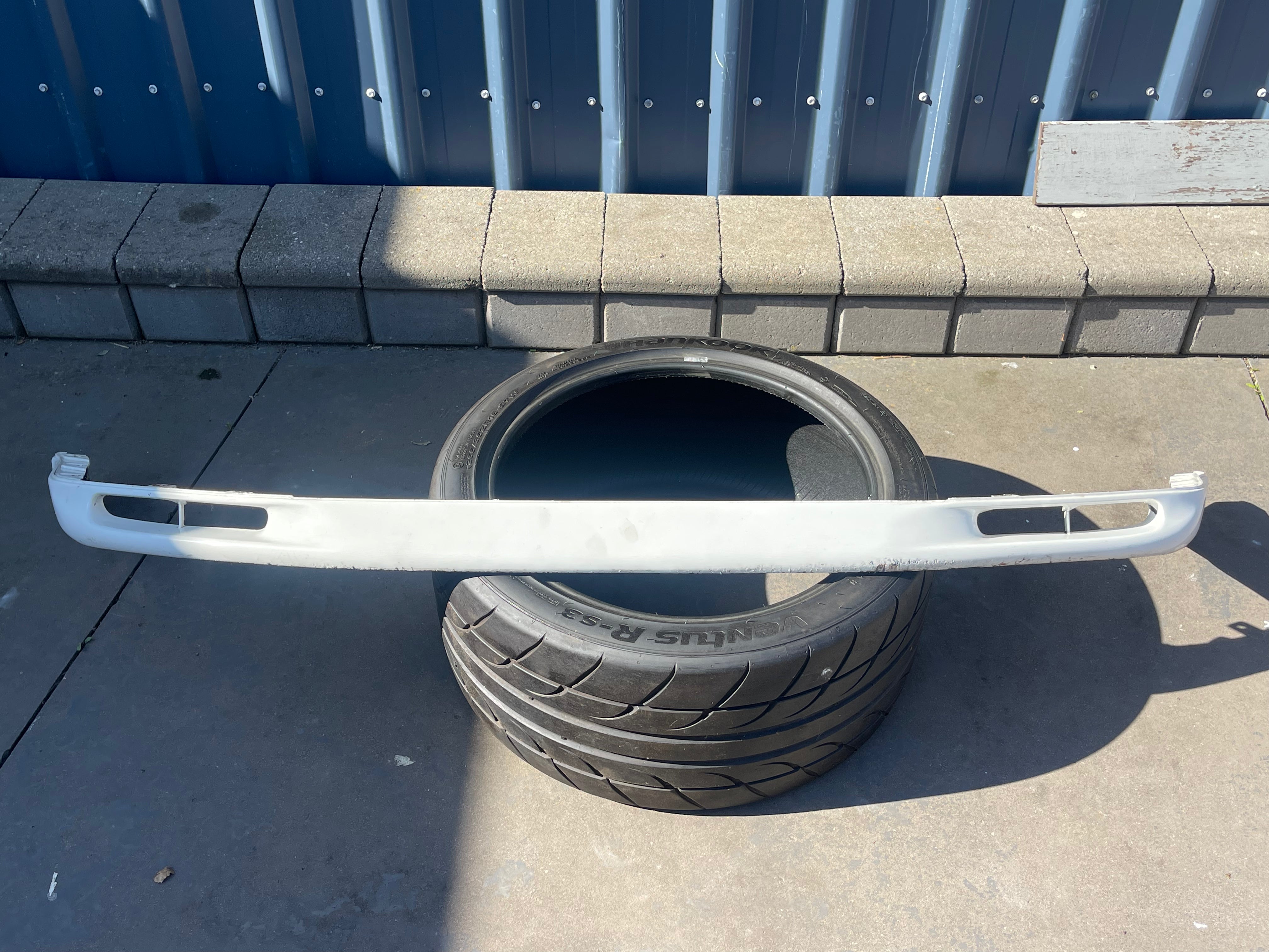 R32 GTR FRONT LOWER LIP – tufftoys